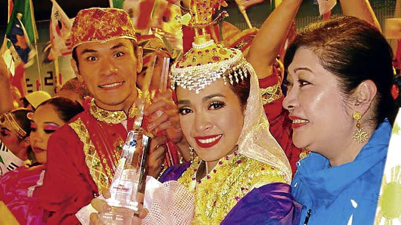 Cheer Factor: Double victories for Ina, Bayanihan | Inquirer Entertainment