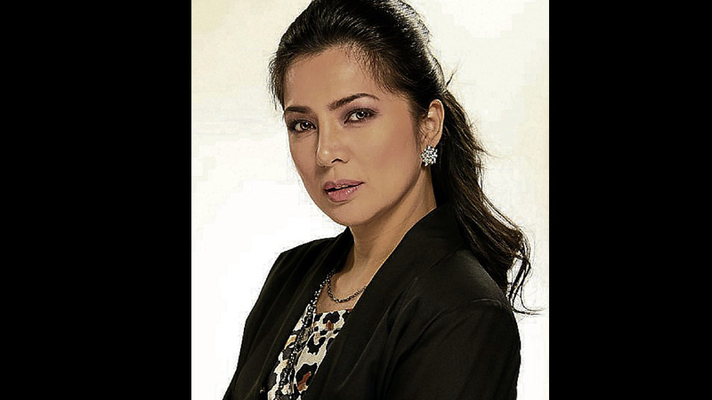 Alice Dixson happy the way things are | Inquirer Entertainment