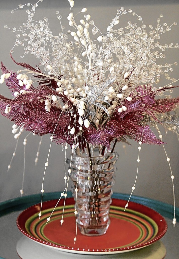 Two Christmas trees for Ruel Bayani | Inquirer Entertainment