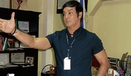 Ricketts: Antipiracy fight like karate | Inquirer Entertainment
