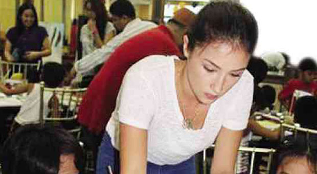 The vibrant colors of Solenn Heussaff | Inquirer Entertainment