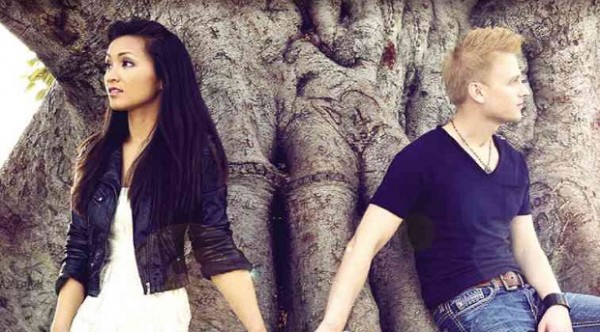 Fil-Am singer goes from singing 'I'd Give My Life for You' to 'I Poop ...