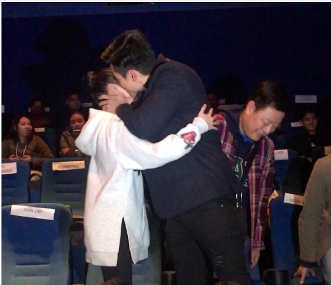 Xian Lim showers Kim Chiu with hugs and kisses on 'The Ghost Bride ...
