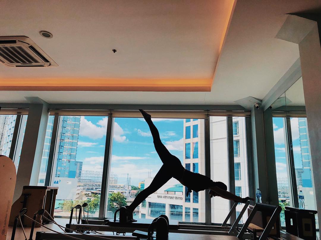 WATCH: Lovi Poe gets lean, long with Pilates | Inquirer Entertainment