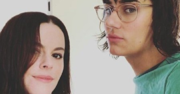Teddy Geiger engaged to actress Emily Hampshire | Inquirer Entertainment