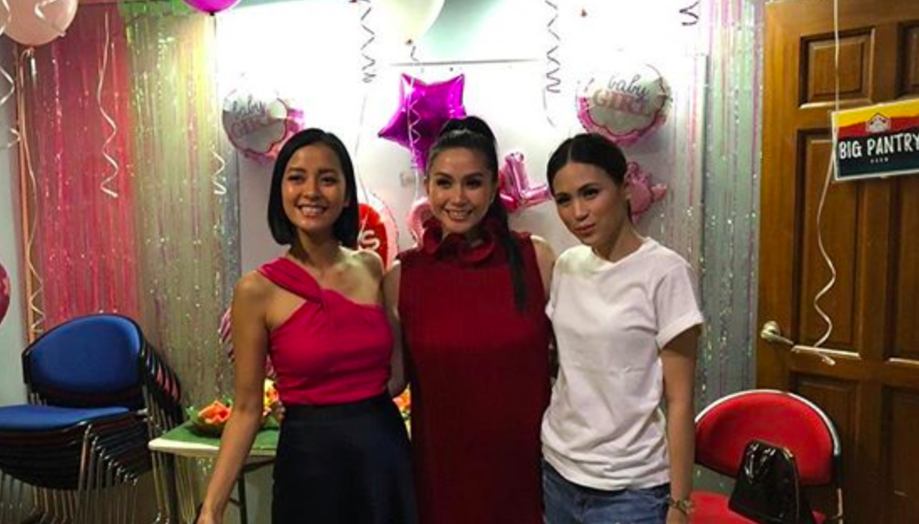 LOOK: Mariel Rodriguez treated to surprise 'boodle fight' baby shower ...