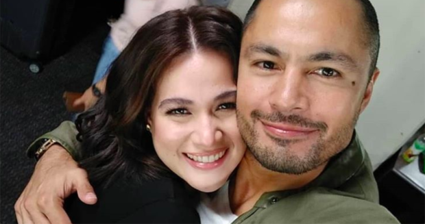 Derek Ramsay tells Bea Alonzo to 'keep smiling' | Inquirer Entertainment