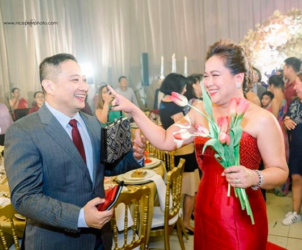Michael V gives wife Carol surprise 'debut' | Inquirer Entertainment