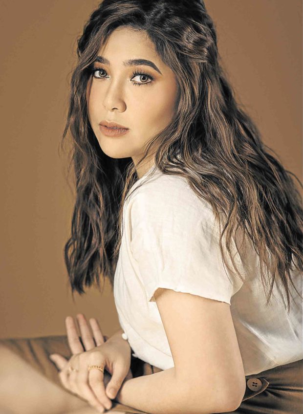 A braver Moira goes to the Big Dome on Sept. 13 | Inquirer Entertainment