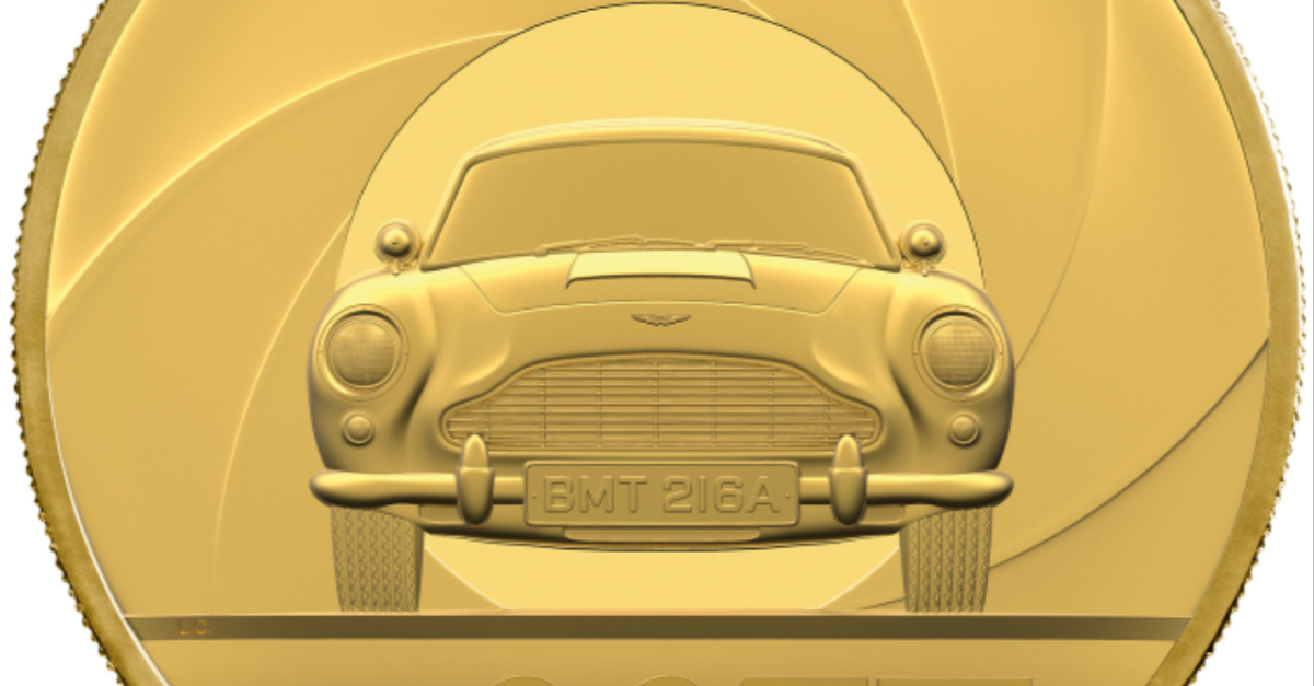 Gold coin unveiled to celebrate James Bond film | Inquirer Entertainment