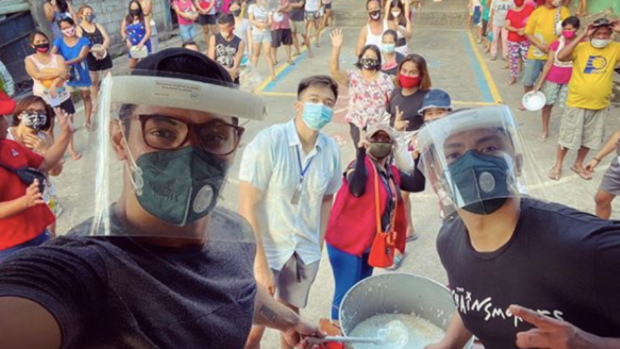 Gab Valenciano helps feed over 6,000 families | Inquirer Entertainment