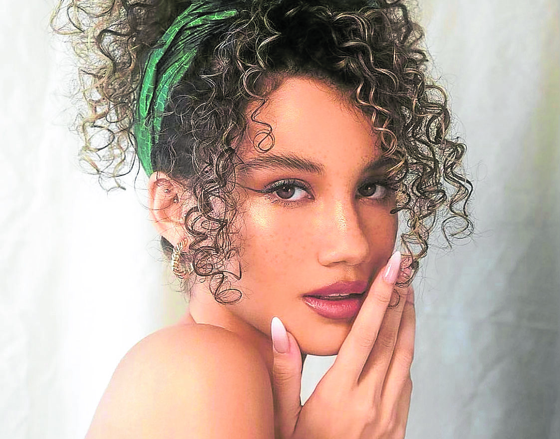 PH bet Nikki de Moura says ‘Supermodel Me’ about women empowerment ...
