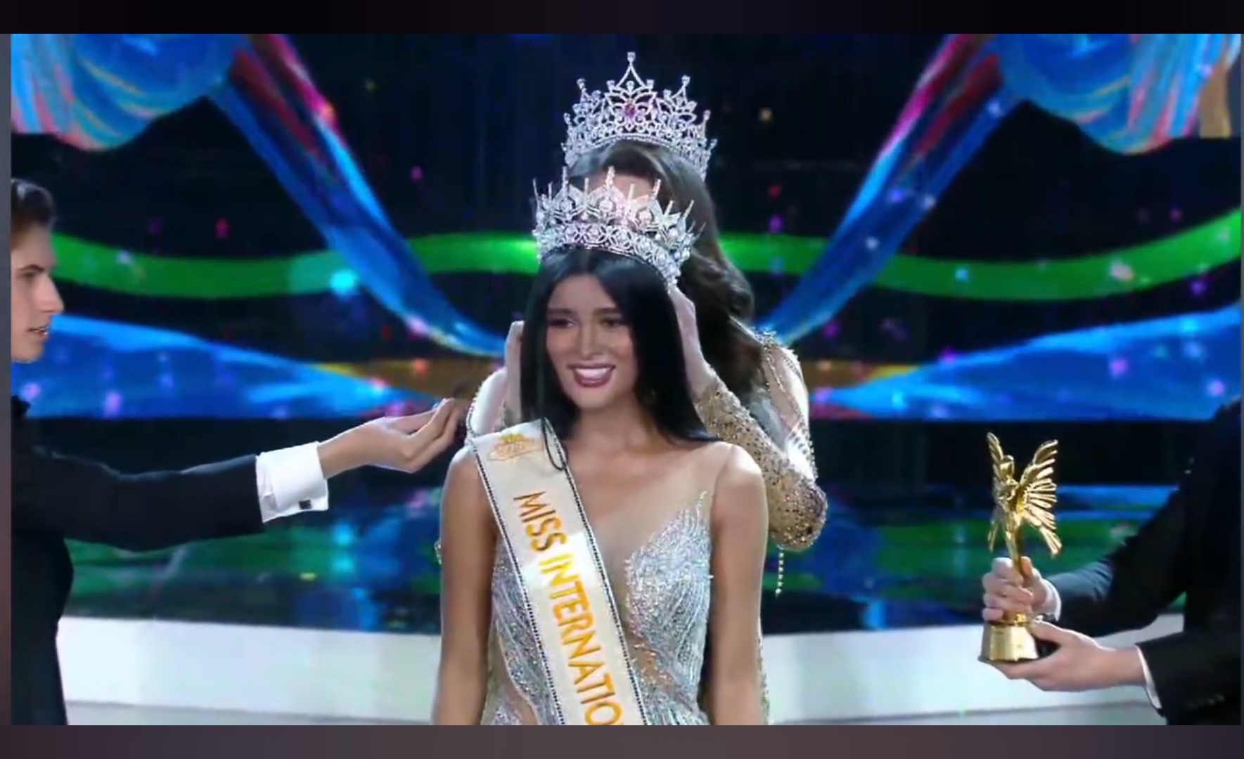 It’s Fuschia Anne Ravena’s ‘destiny’ to win Miss International Queen ...