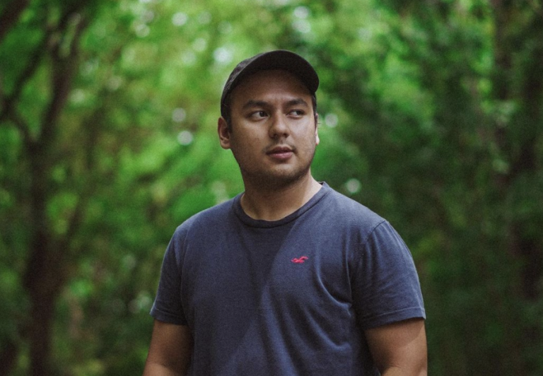 John Manalo raffles off vintage cameras, bike for former 'Goin Bulilit ...