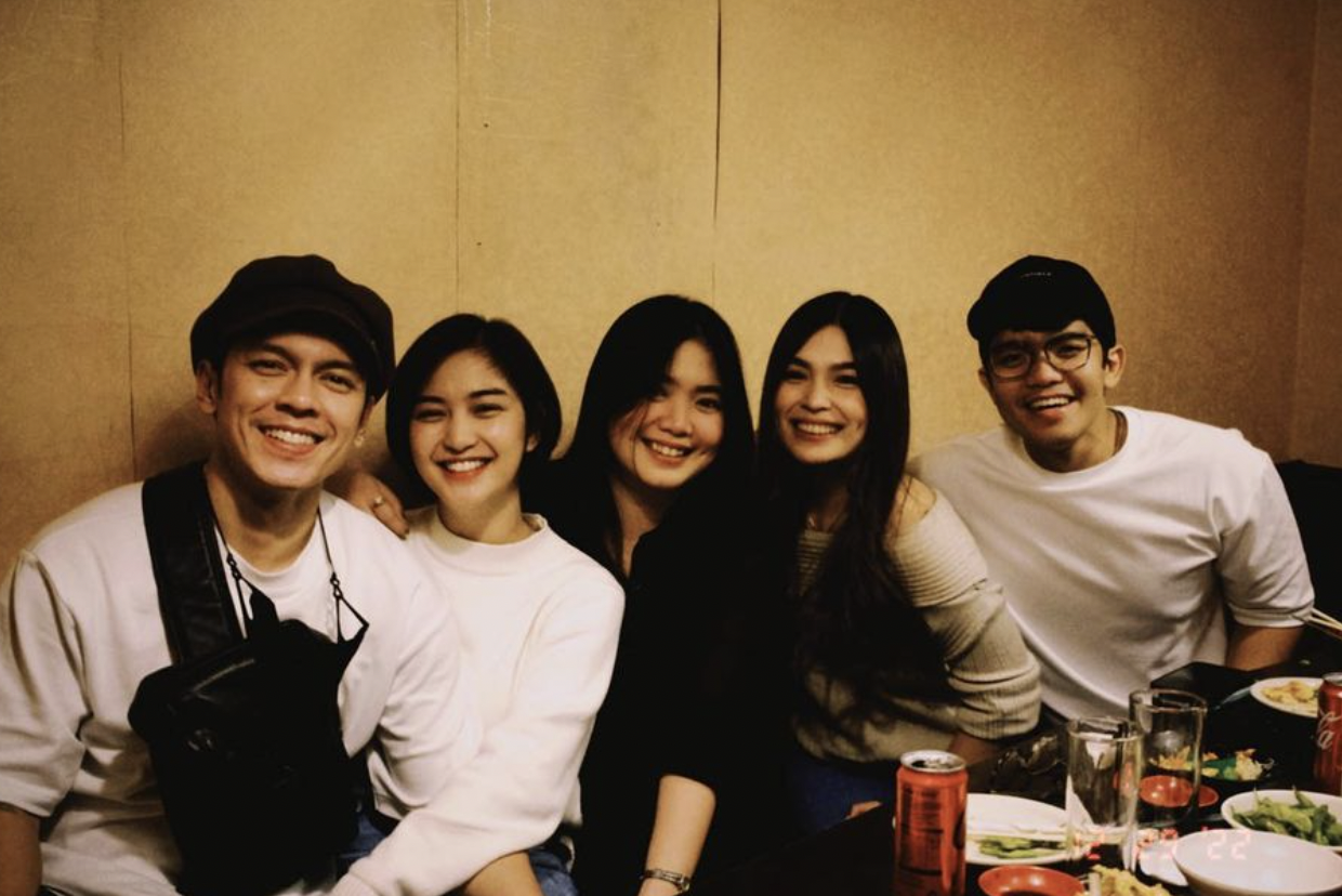 Carlo Aquino, Charlie Dizon’s ‘holiday dinner’ together stirs ...