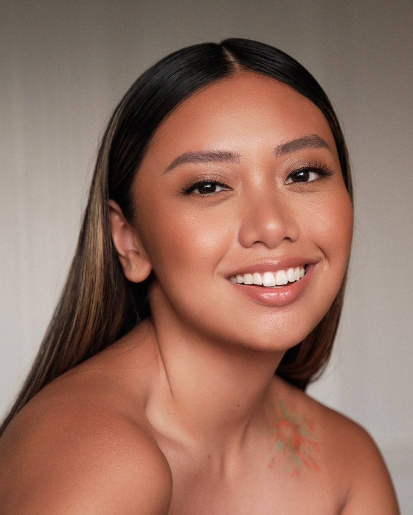 This strong Filipina influencer reminds to love yourself even more in 2023