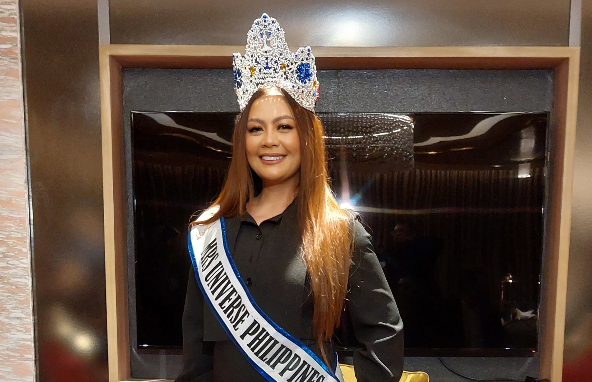 Firefighter aims to set Mrs. Universe stage ablaze | Inquirer Entertainment