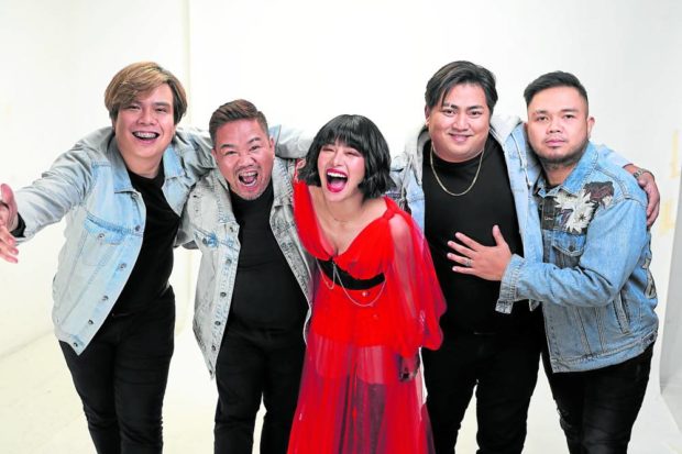 Why Gigi de Lana chooses band life over solo career | Inquirer ...