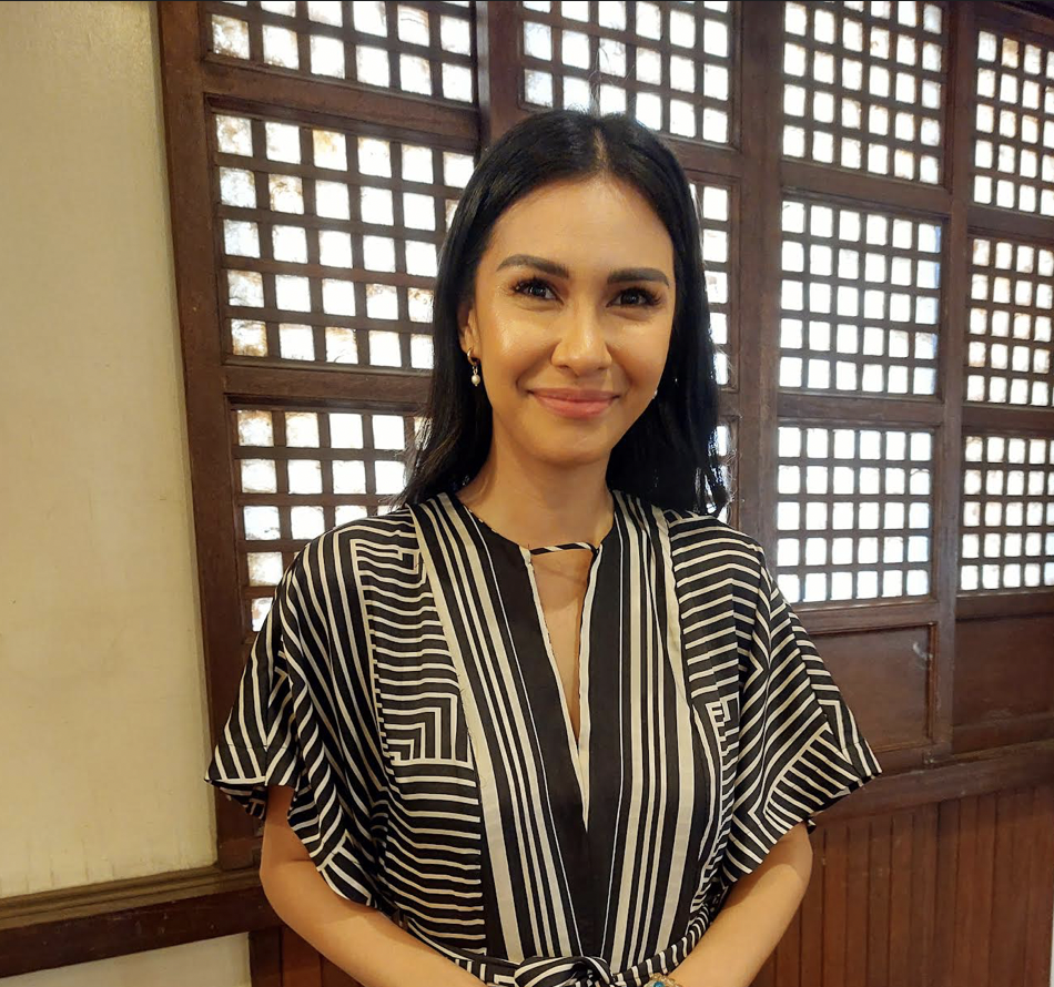 Miss Earth Angelia Ong inspires former teen queen | Inquirer Entertainment