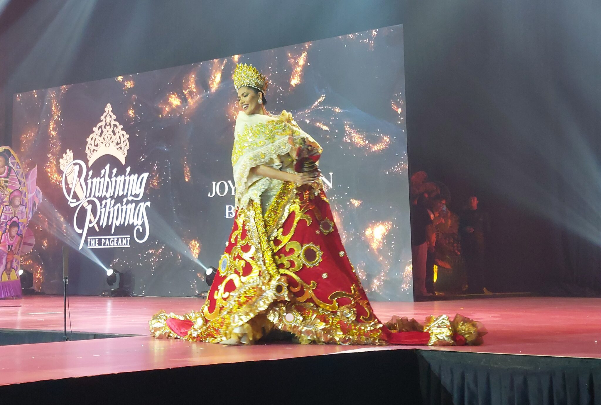 Outrageous, outlandish, ostentatious display of artistry at the Bb ...