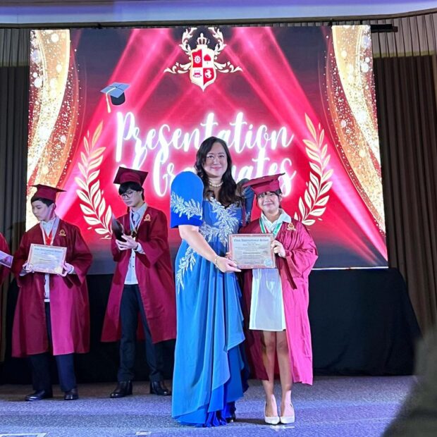 Ryzza Mae Dizon finishes junior high school with flying colors ...