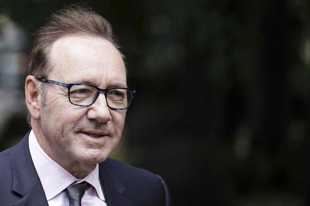 Accuser says Kevin Spacey grope wasn't a caress: 'It was like a cobra ...