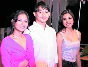 Up close and personal with Darryl Yap | Inquirer Entertainment