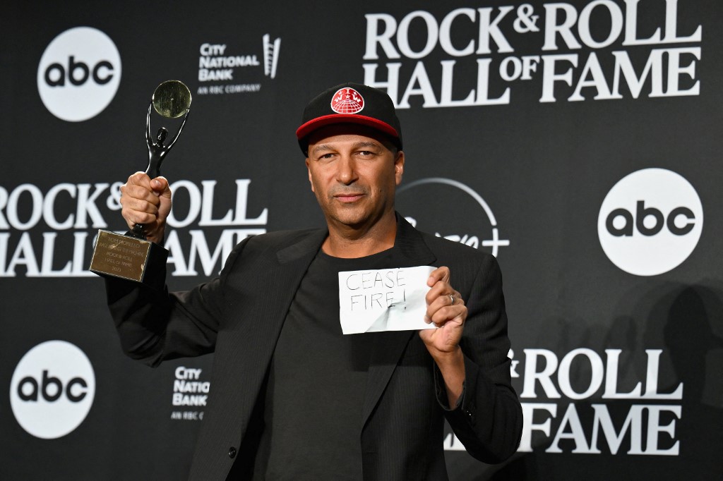 Tom Morello, Dave Matthews get political at Rock & Roll Hall of Fame ...