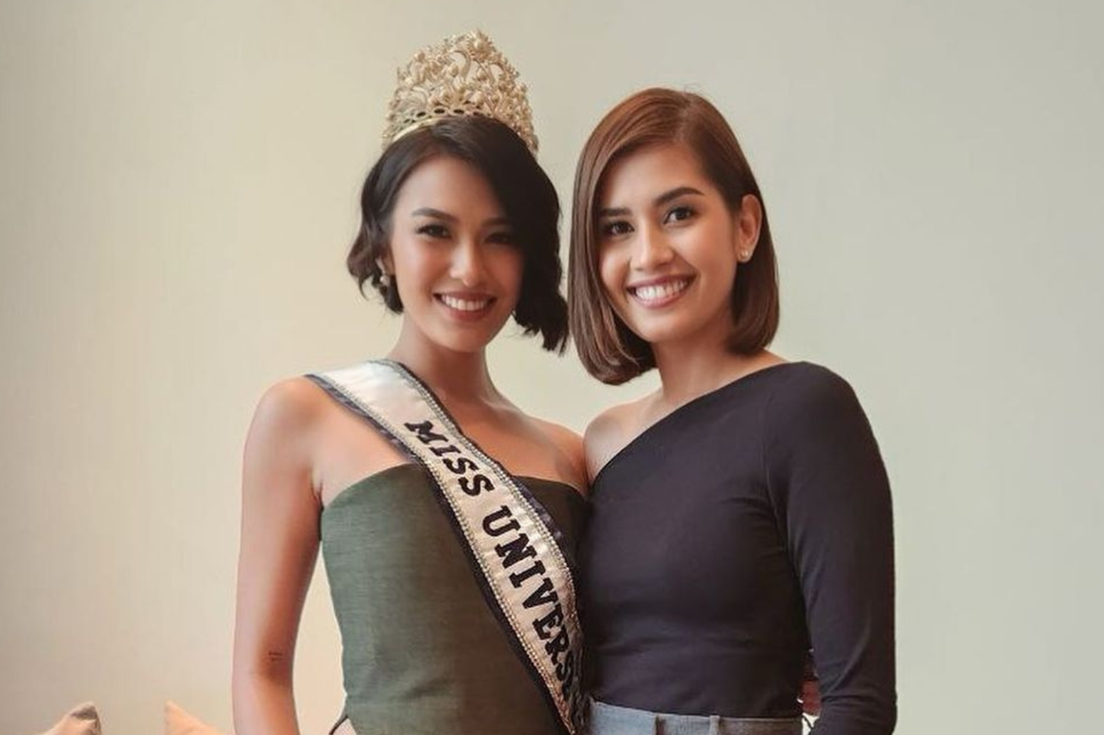 Shamcey Supsup lauds Michelle Dee during Miss Universe prelims
