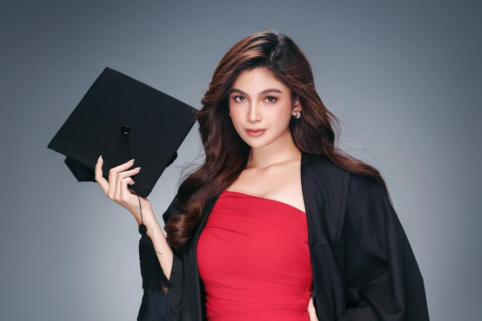 Heaven Peralejo celebrates 24th birthday with college degree