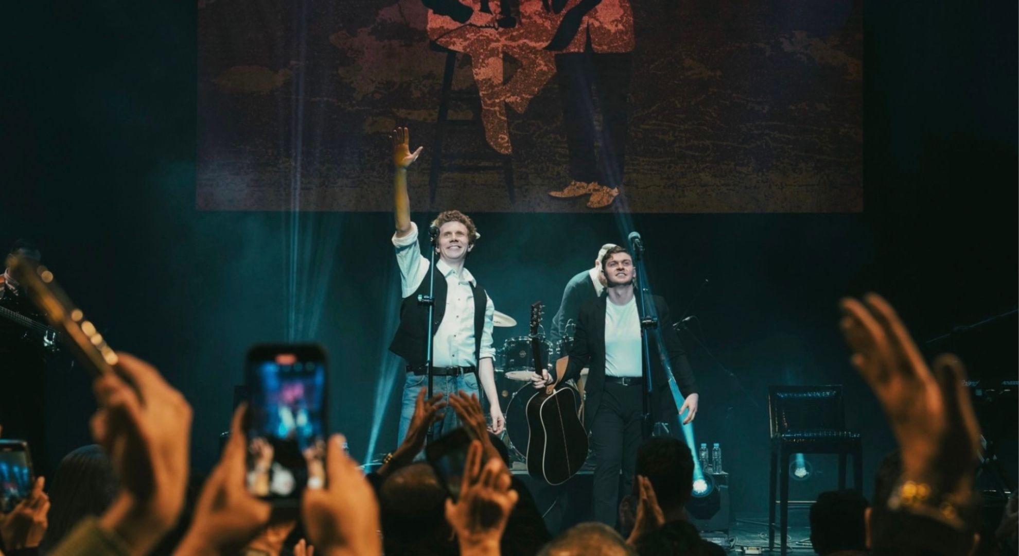 Manila crowd gets mesmerized by 'The Simon & Garfunkel Story ...