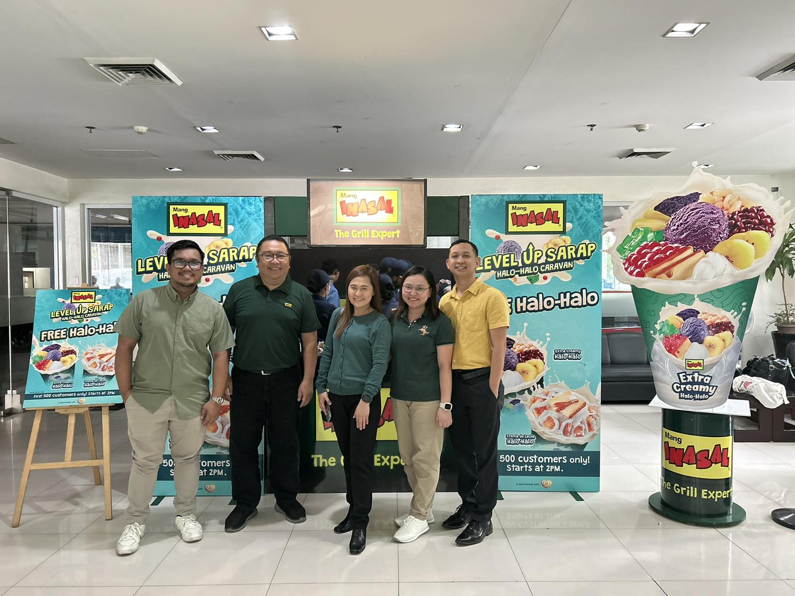 Mang Inasal’s level up Sarap Halo-Halo Caravan makes a cool stop at the ...