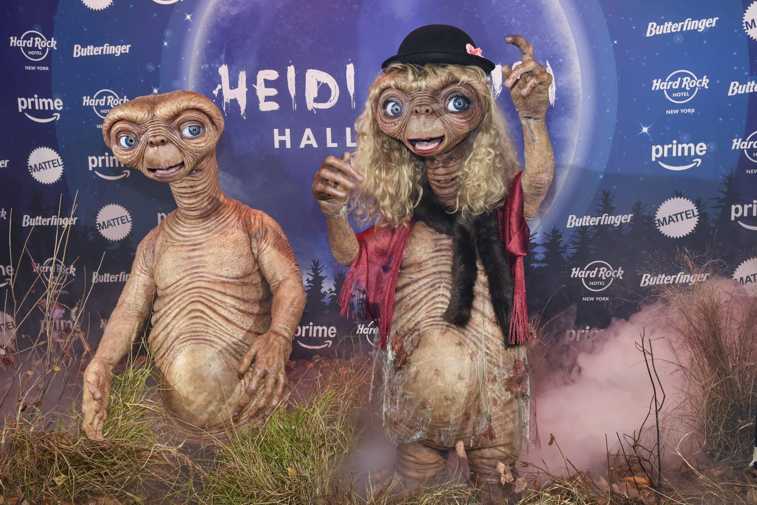 Heidi Klum, Janelle Monáe wear E.T. costumes for Halloween