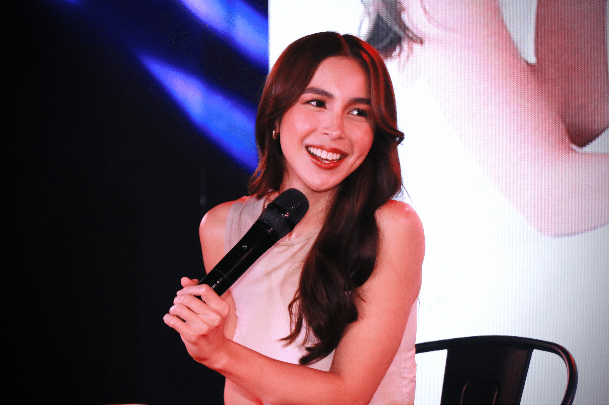 Julia Barretto starts 2025 with hosting stint, 2 new dramas
