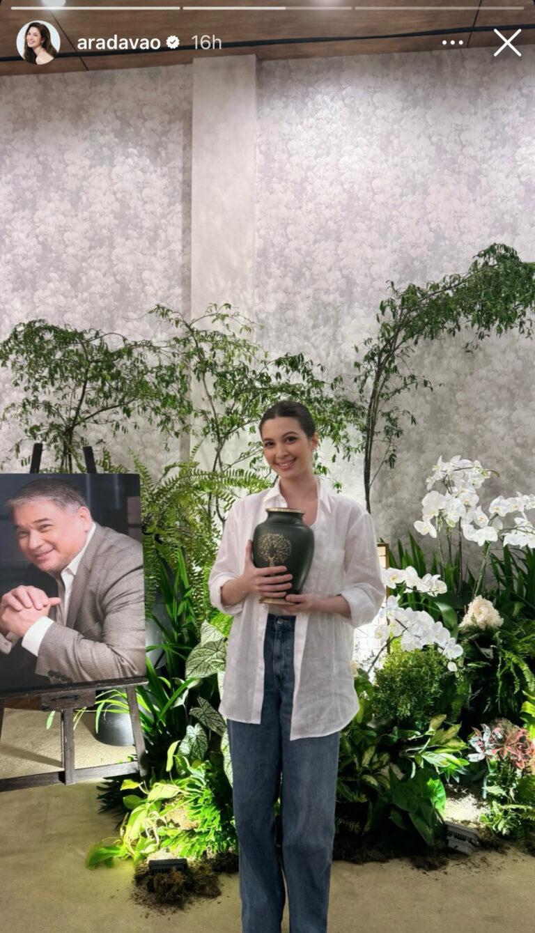 Ricky Davao’s urn finally home with family