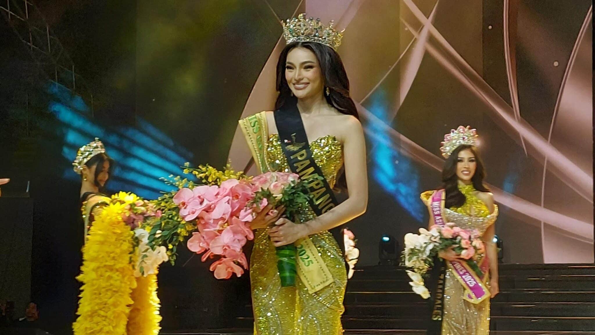 Emma Tiglao has beauty queens as cheerleaders during pageant
