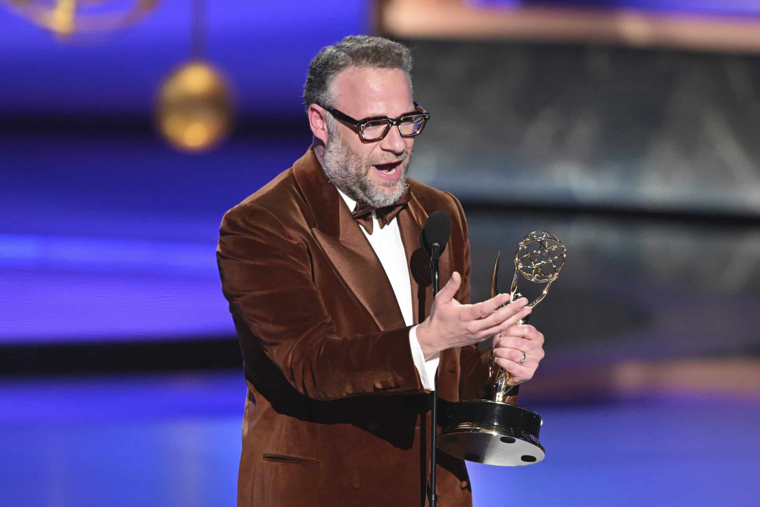 Seth Rogen, Jean Smart among early winners at Emmy Awards