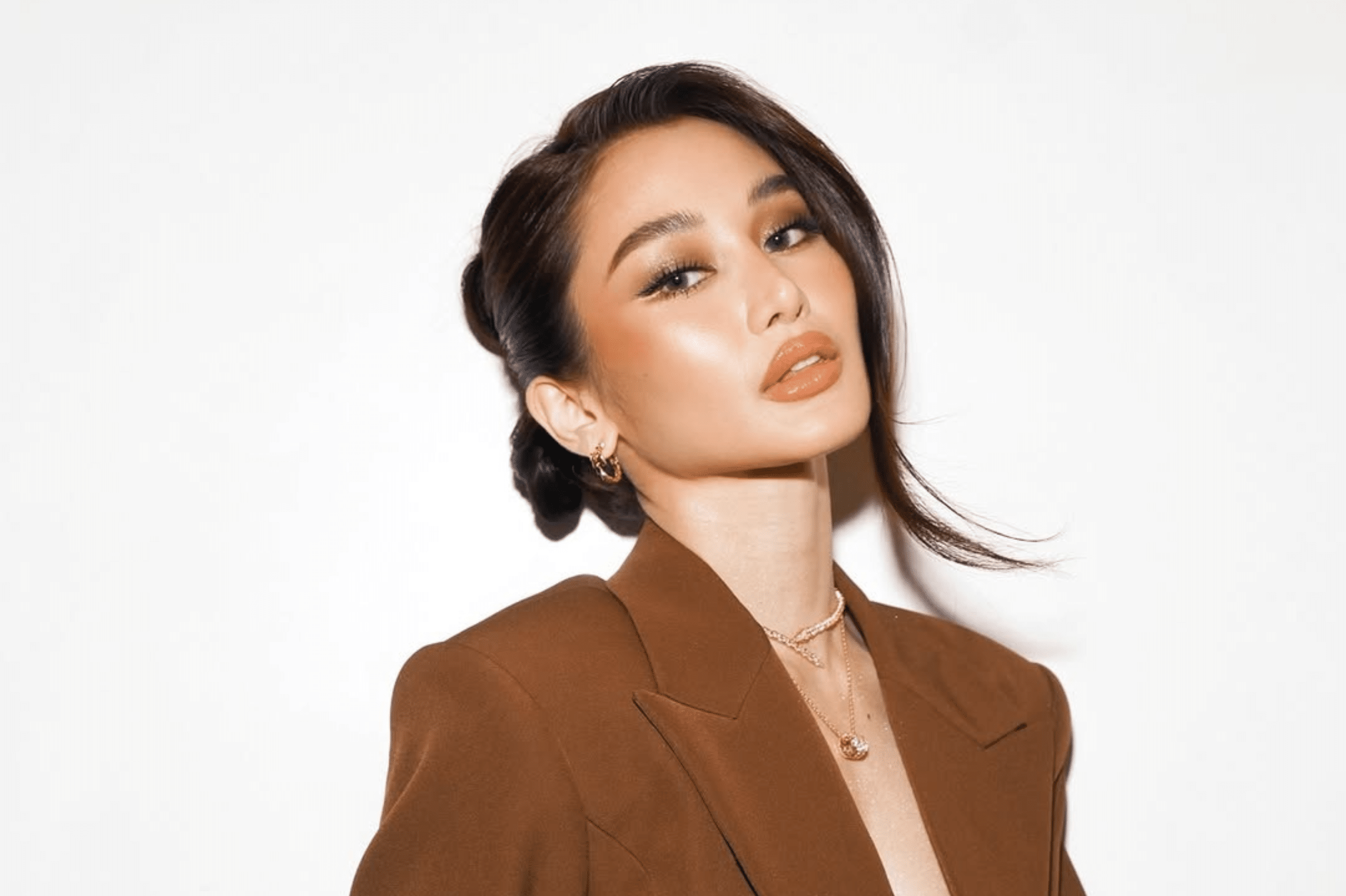 Chie Filomeno mum on alleged split with Jake Cuenca, rumored BF