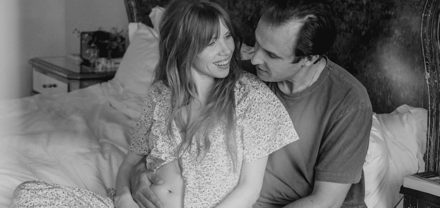 Carly Rae Jepsen expecting first child: 'Oh hi, baby'