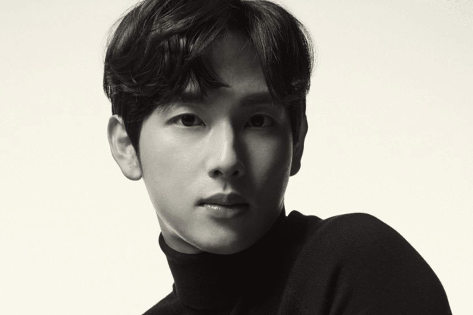 Yim Si-wan now labelmates with Park Bo-gum, Rosé